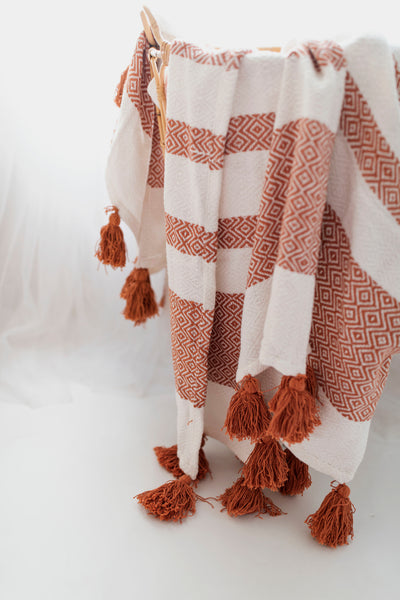Rust Tassel Throw Blanket – BRAIDED CROWN